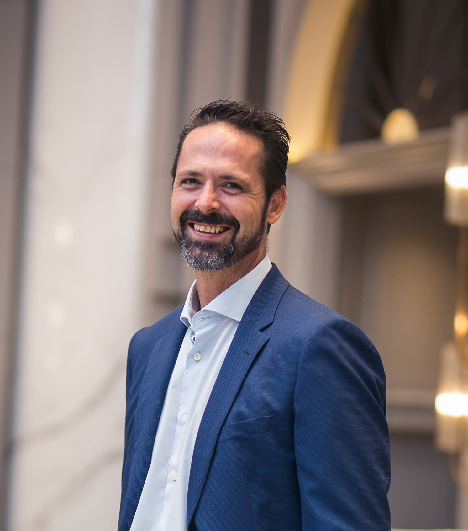 Spotlight on Singapore - Corporate - Tourism Australia